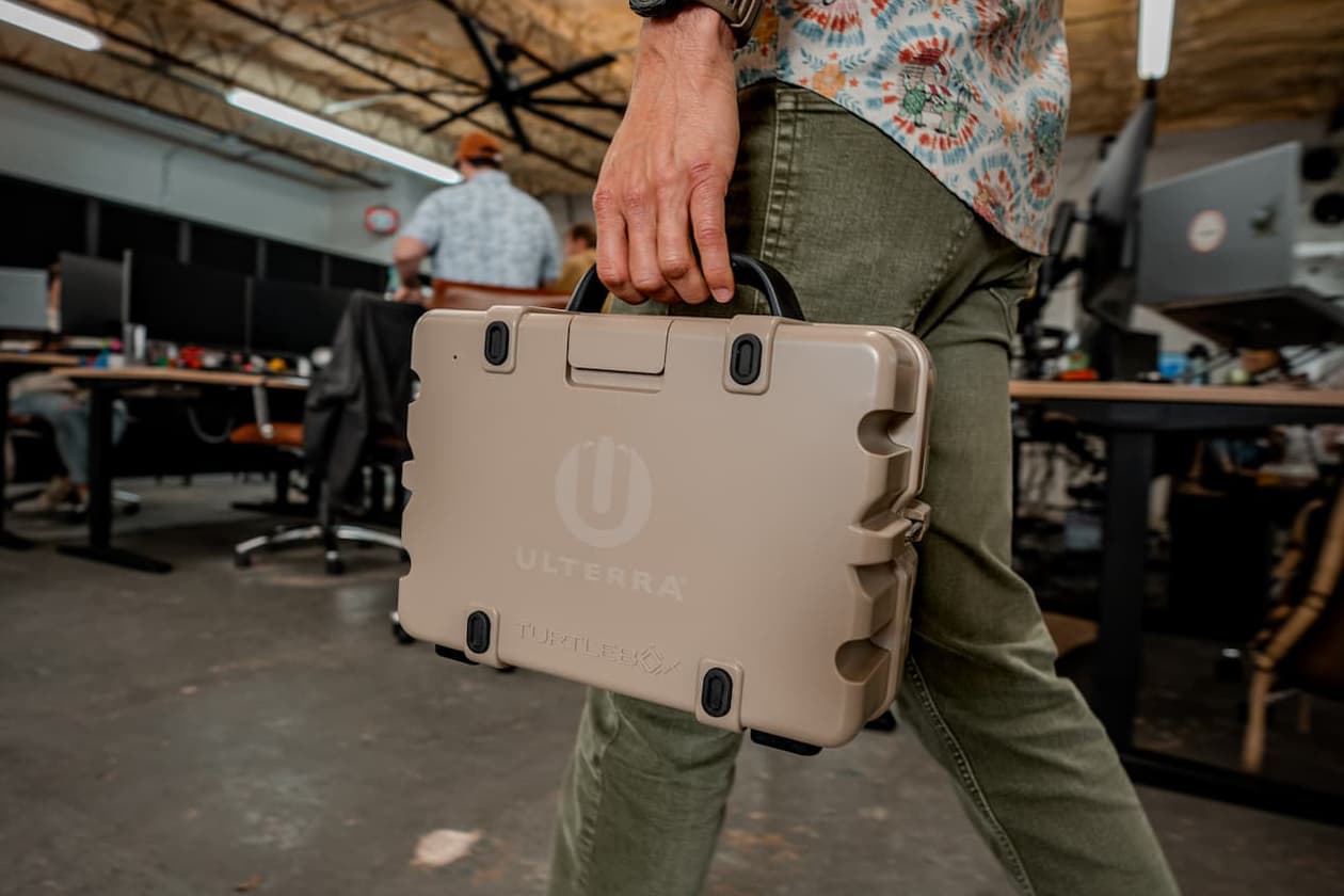 TURTLEBOX: LOUD! Outdoor Waterproof Bluetooth Speakers – Turtlebox ...